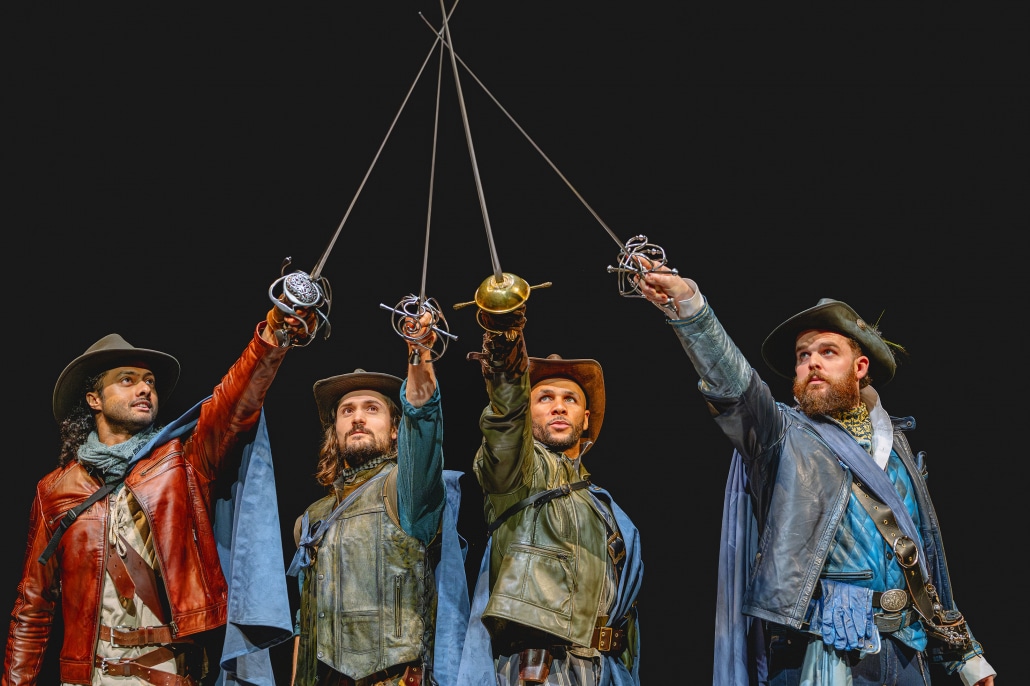 The Three Musketeers Review | Baba Baboon!
